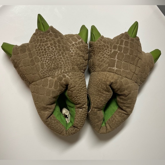 Jurassic World | Shoes | Jurassic World Dinosaur Plush 3d Slippers Size ...